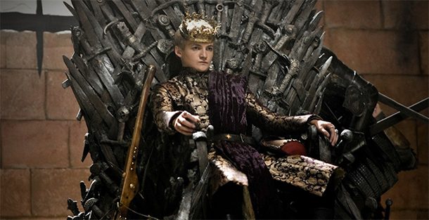 George RR Martin reveals what the *real* Iron Throne would look like ...